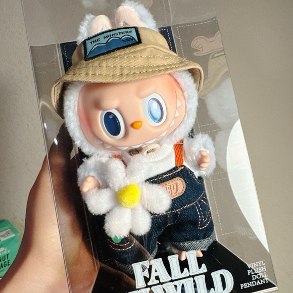 POP MART | Small Pets | Authentic Popmart Labubu The Monsters Fall In ...
